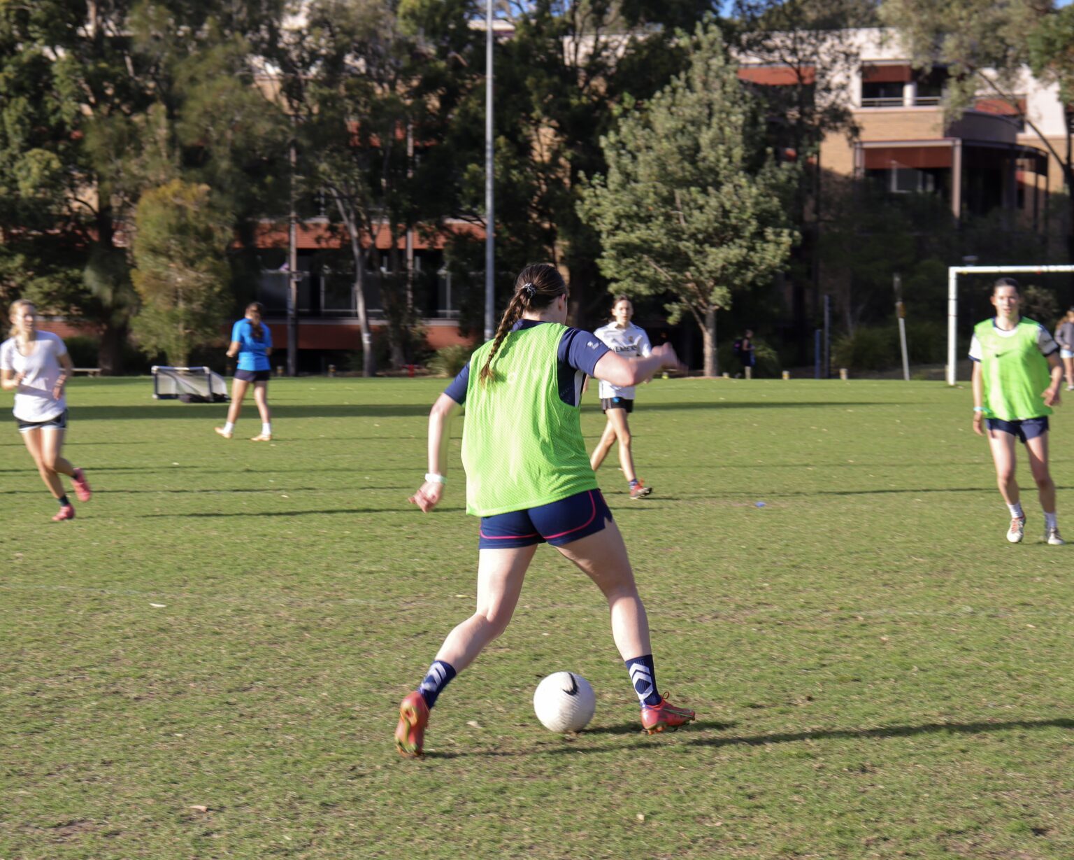 Female Athlete High-Performance Program - UniActive